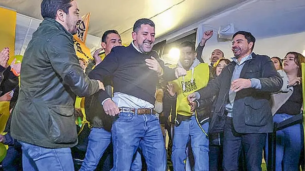 Daniel Reyes, el delfín de Carter, asume la alcaldía de La Florida con ...